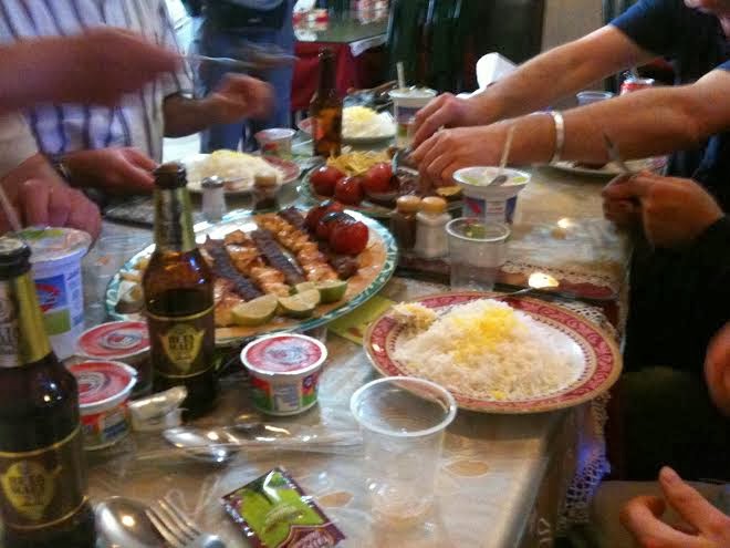 Qom: restaurant in Qom ~ VAGAYBOND