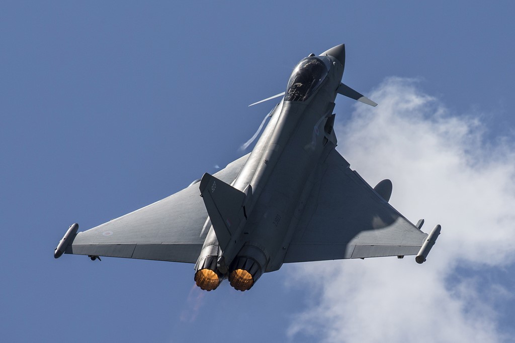 RAF TYPHOONS INTERCEPT RUSSIAN SU-30 FLANKERS - Blog Before Flight ...