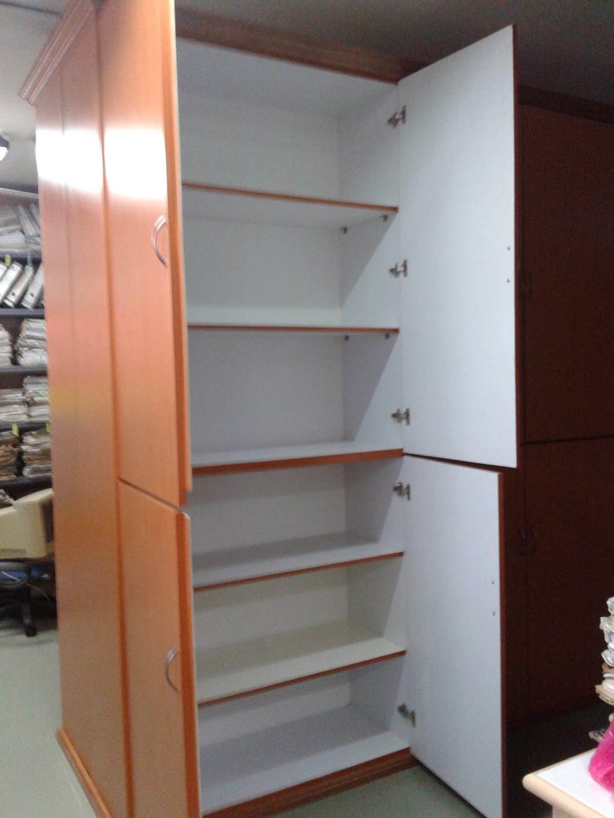 skillperabut: Almari fail