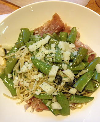 a girl, a dog & an oven: Down on the Farm (Spaghetti with Sugar Snap Peas)
