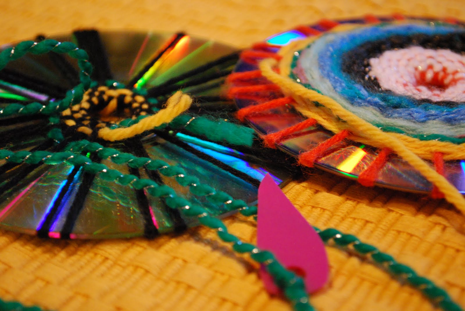 Make It... a Wonderful Life: CD Weaving Tutorial