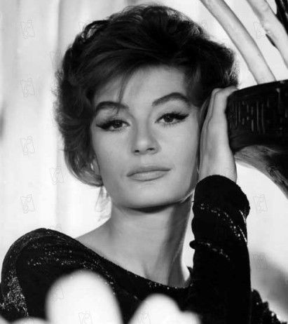 Anouk Aimee Style