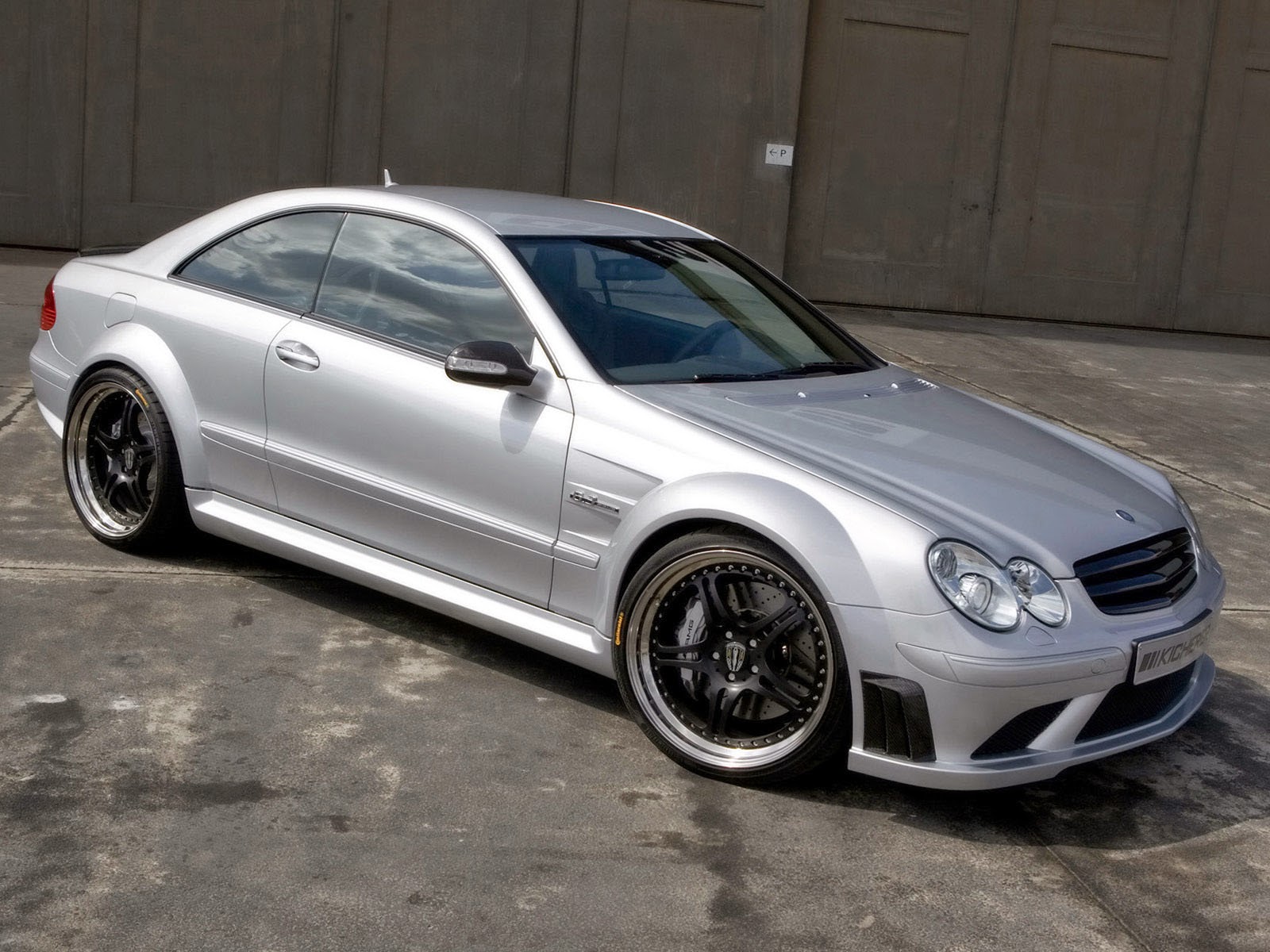 Story Of Car Modification in Worldwide.: Mercedes Benz CLK63 AMG Modified