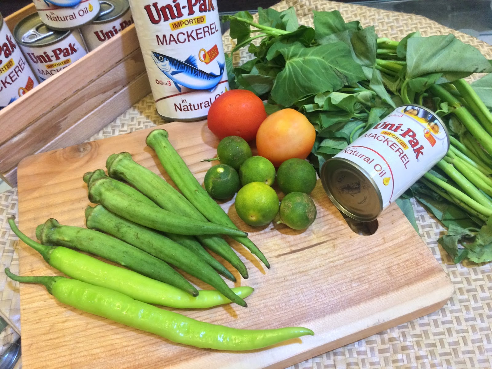 She's The Mom: Uni-Pak Mackerel Sinigang Recipe + Giveaway!