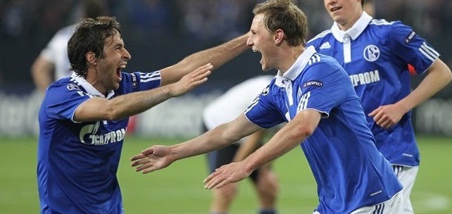 ΣΗΜΕΙΩΣΕΙΣ: Η συντήρηση του μύθου του βασιλιά Ραούλ