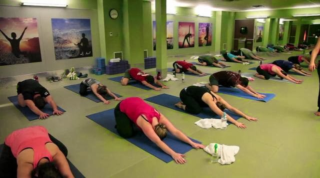 Hot Yoga: Tips On How To Relax in Hot Yoga