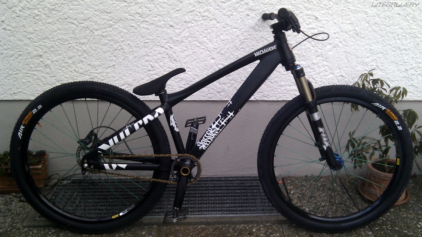 Litegallery: Macmahone Sacred by D-BoOm