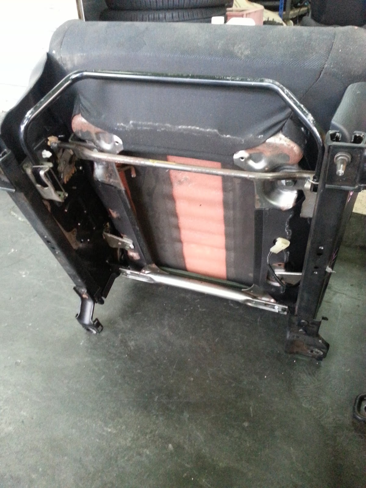 Dingz Garage: seat recaro fishnet from galant