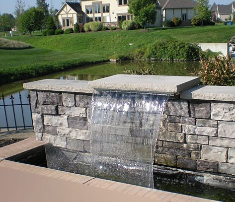 Home And Garden : contemporary water feature