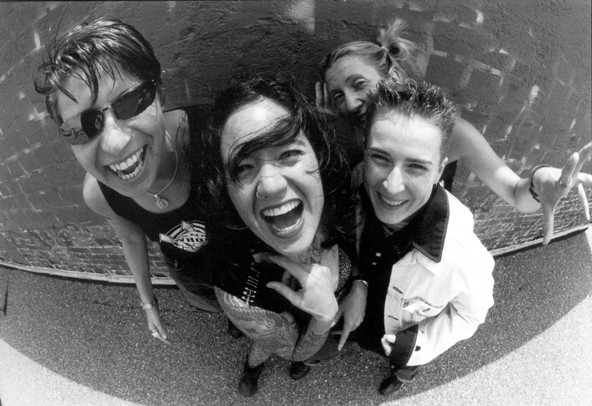 Movimento queercore nos géneros punk, hardcore e experimental - AQ