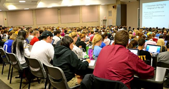 Can I just tell ya something?: LAB VS. LECTURE HALL
