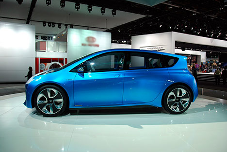 Toyota Prius C Car Wallpaper and Prices