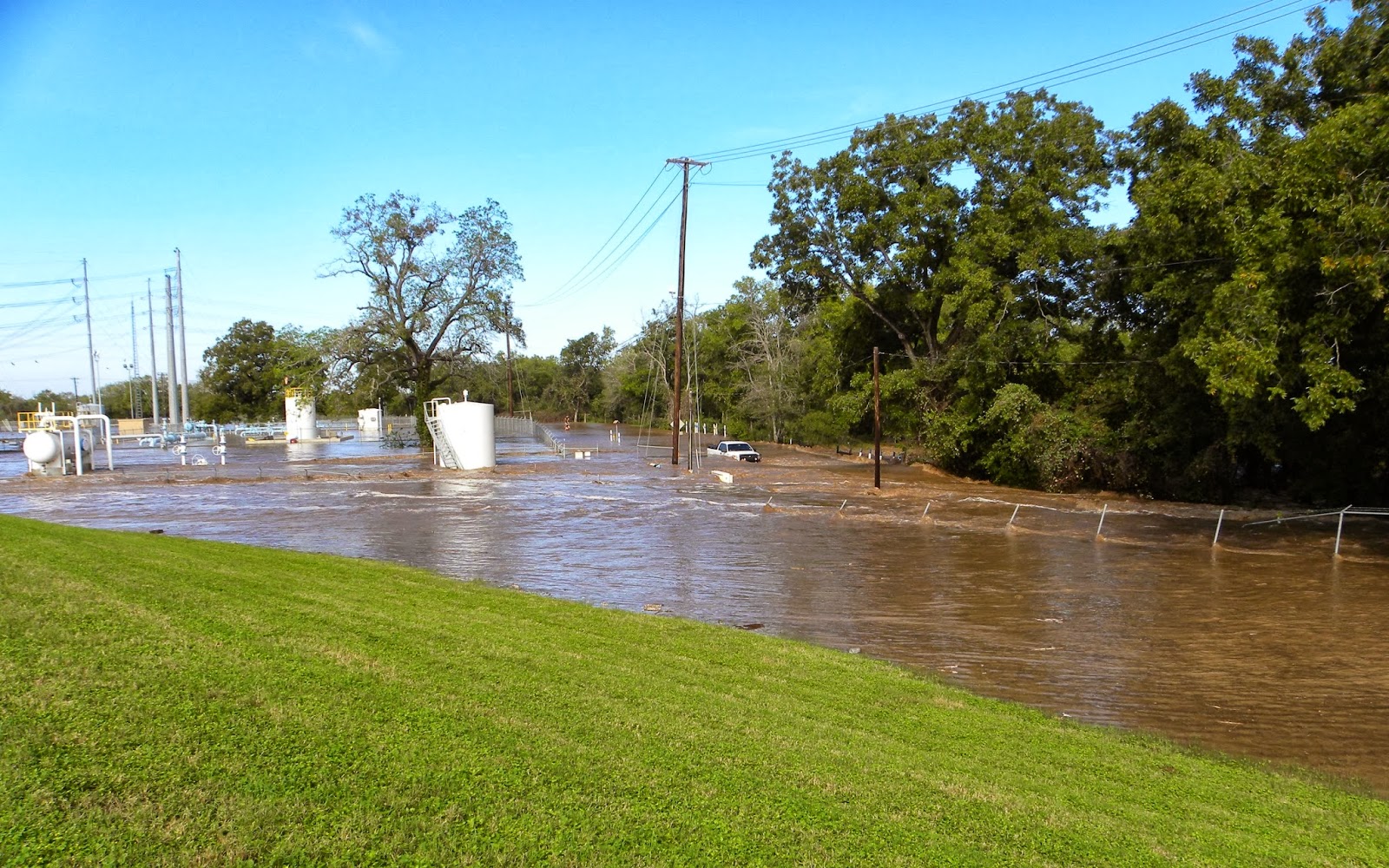 Austin Energy: Heavy Rains Flood Substation and Nearby Fallwell Lane
