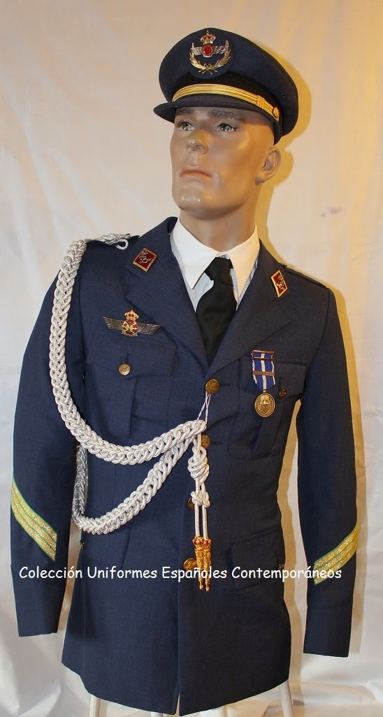 Uniformes españoles contemporáneos del ejército español: SARGENTO ...