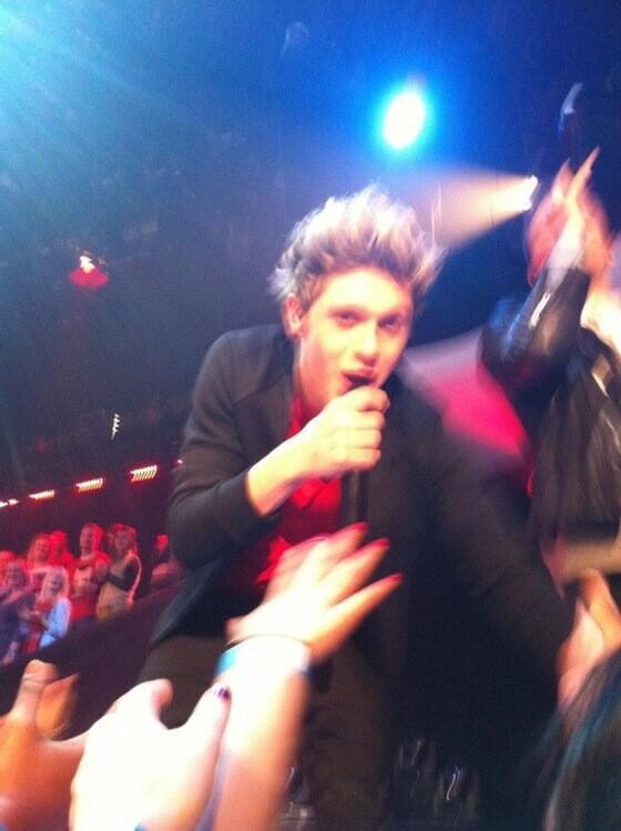 One Direction Girls ♥: Gala para Red Nose Day, Comic Relief.