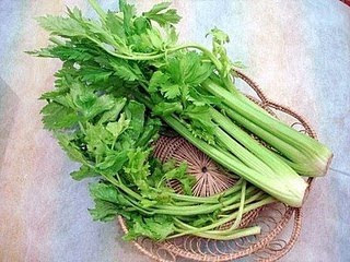 Khasiat daun seledri-Savor celery