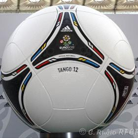 I LOVE SOCCER: UEFA EURO-2012 POLAND UKRAINE BALL ADIDAS PRESENTS THE ...