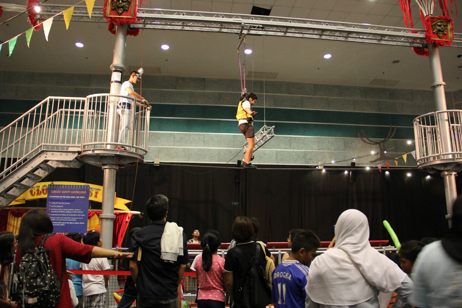 [Lifestyle Review] Circus! Science Under the Big Top - Elaine Heng ...