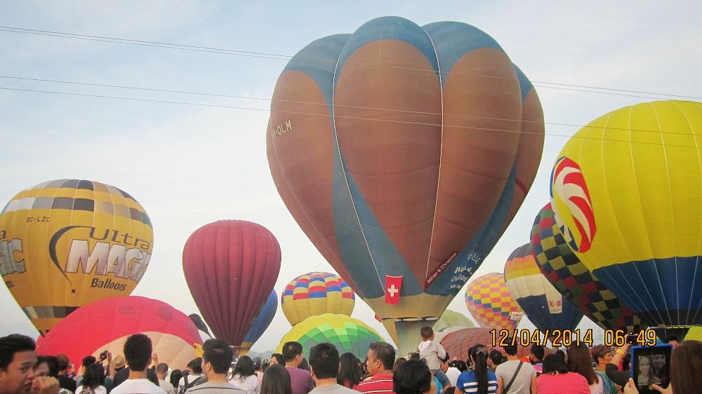 The 1st Philippine International Hot Air Balloon Festival 2014 in Lubao ...