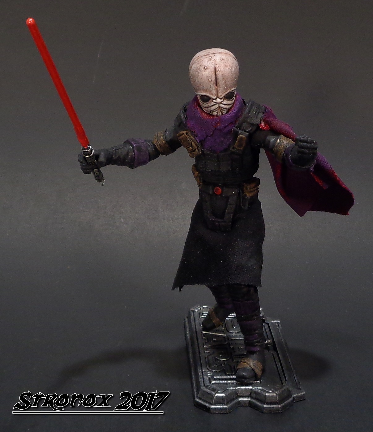 Stronox Custom Figures: Star Wars: Darth Venamis