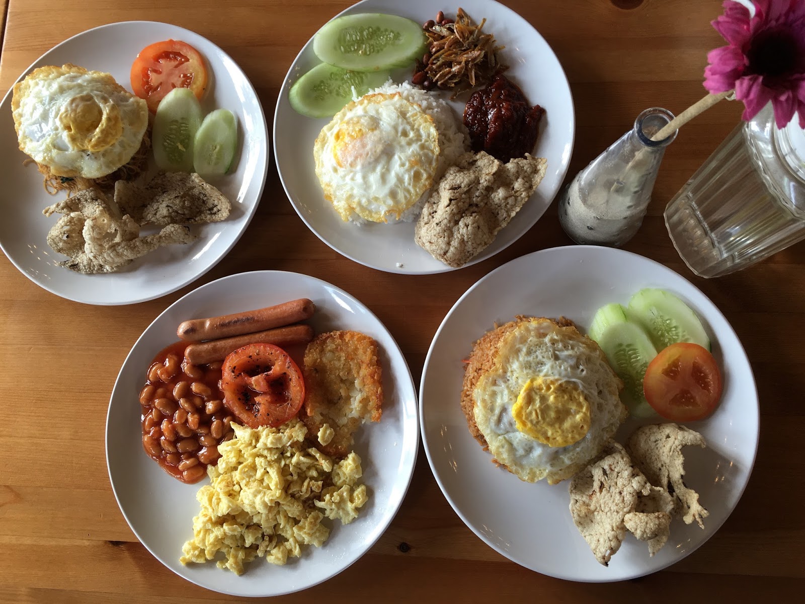 OM-PRA-MAH-POOD: CASA TITIK CHERATING