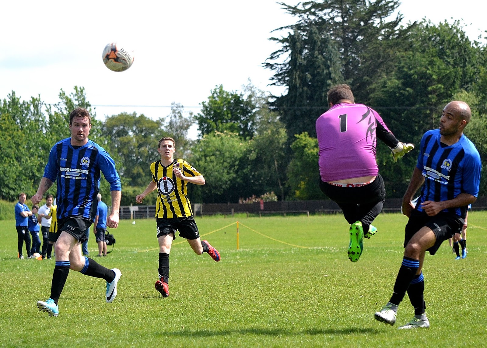Hopping Around Hampshire: Fordingbridge Turks v Vimoutiers