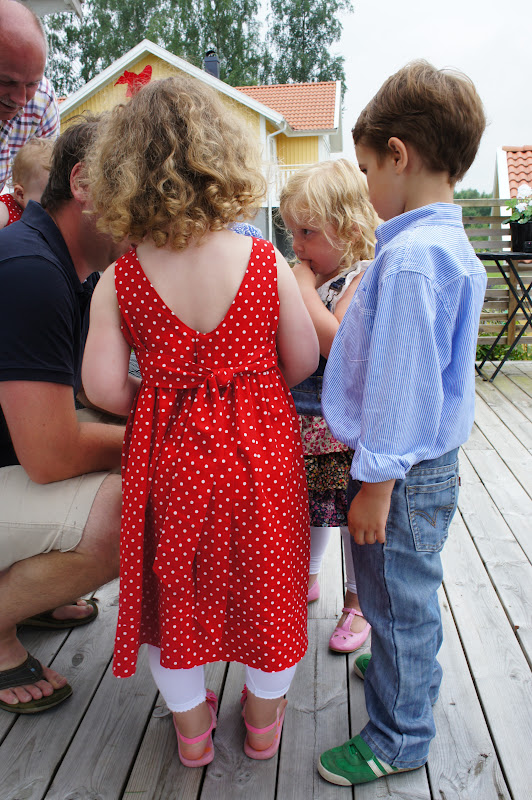 The House And Life Of Mine: Kalas för Julia