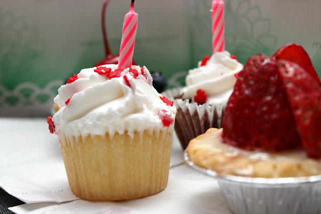 nJARS: PHOTOS: Canada Day Treats