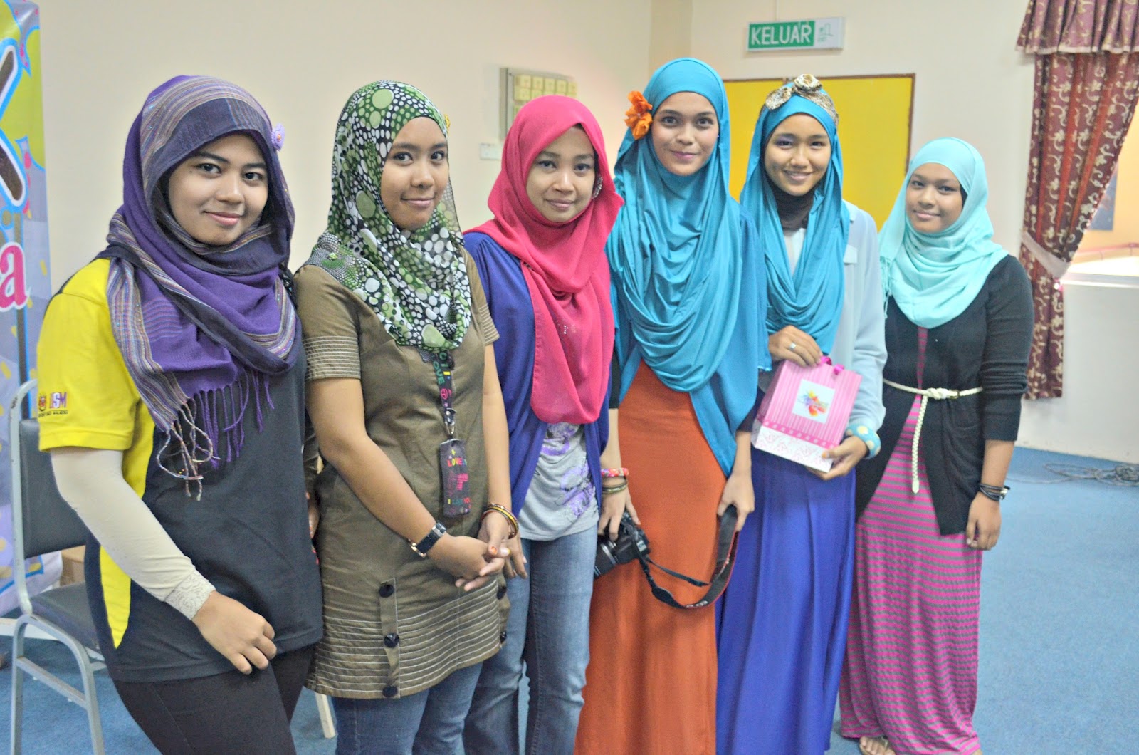 Rina Hamid: Butik Alesya bersama Program Chillax Anjuran Majalah Remaja