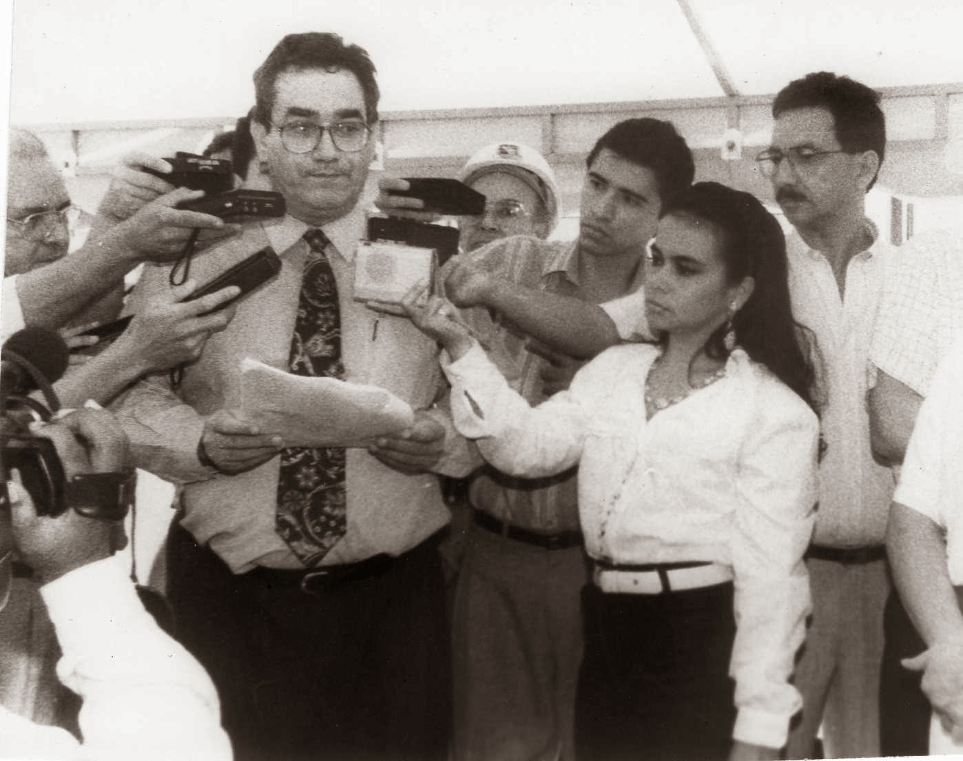 William Javier Gómez: Profesor y periodista colombiano: Del amigo ...