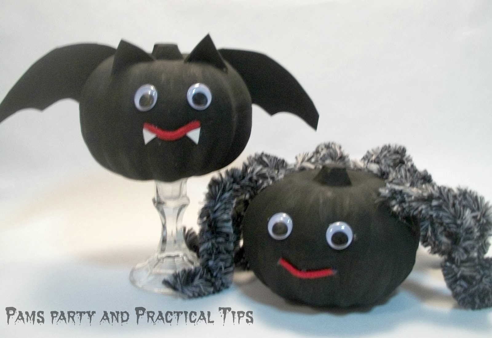 Pams Party & Practical Tips: Bat and Spider Pumpkins