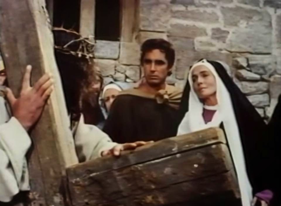 SALITANG BUMUBUHAY : ANG PITONG HAPIS NI MARIA