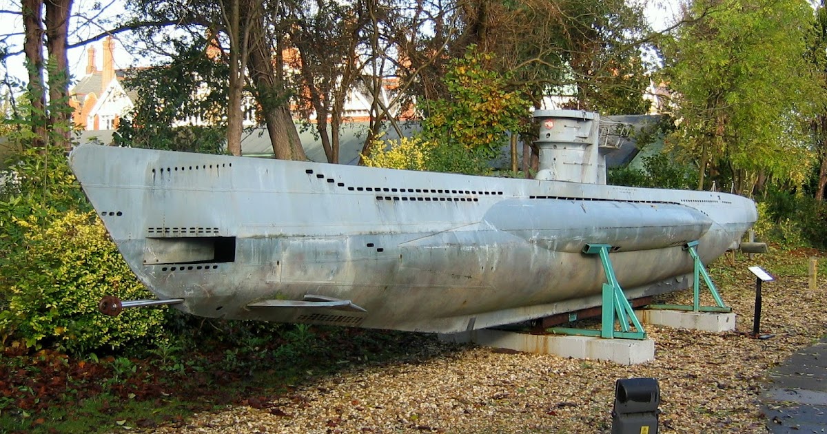 model ships in the cinema: MODEL SCALE