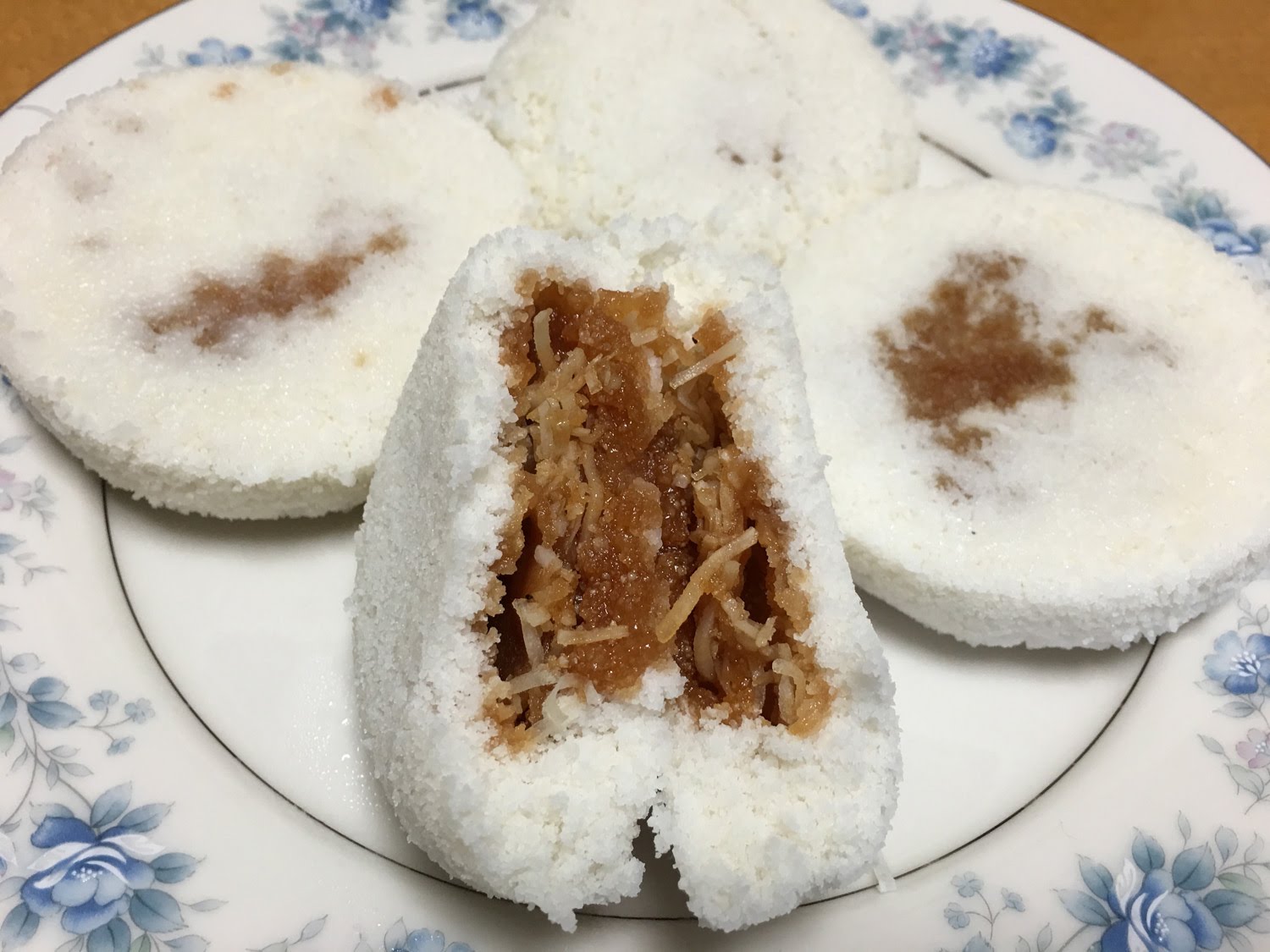 Bangladeshi Traditional Food Part-1:Vapa Pitha (Streamed Pitha ...