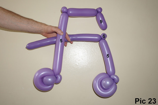 CLASSICAL: Music balloon notes