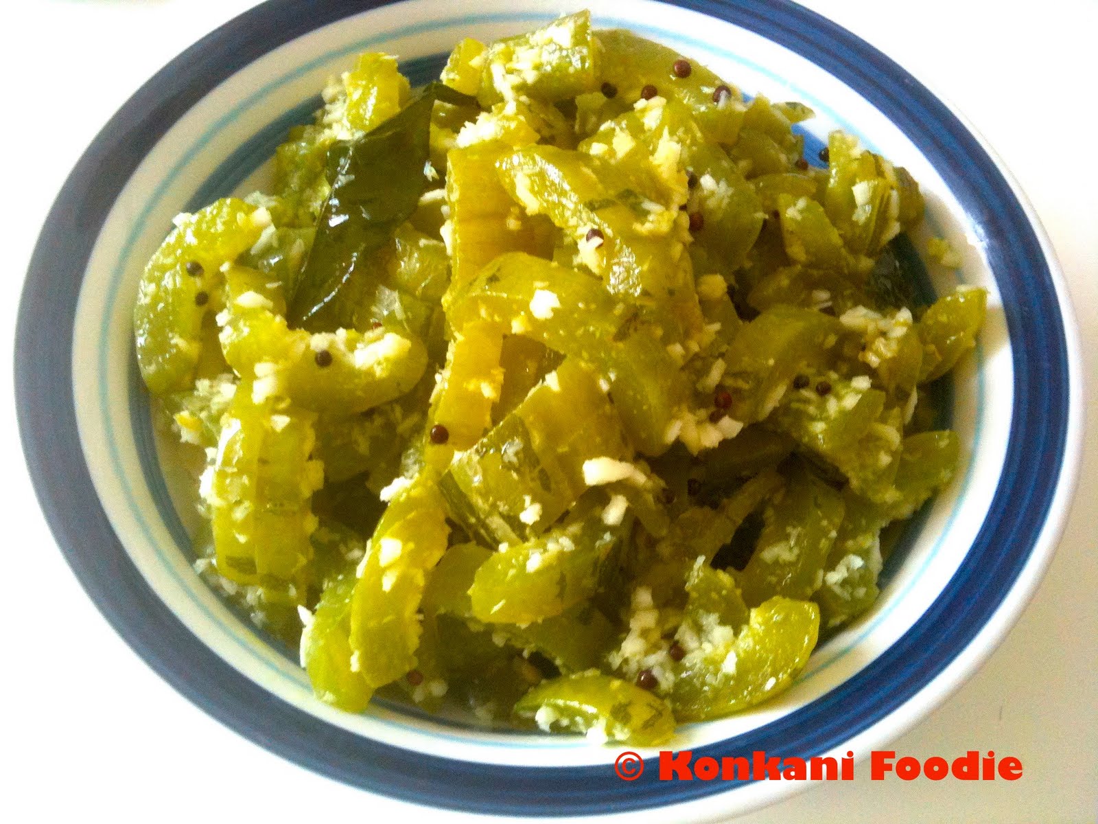 Konkani Foodie: Snake Gourd Side Dish (Poddaley Upkari/ Padwal chi Bhaaji)