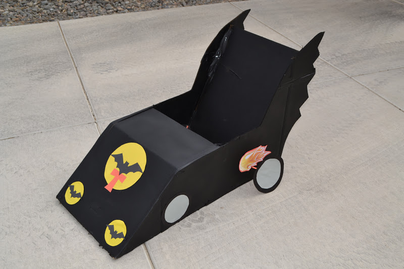 Nifty Thrifty & Thriving: Cardboard Box Cars