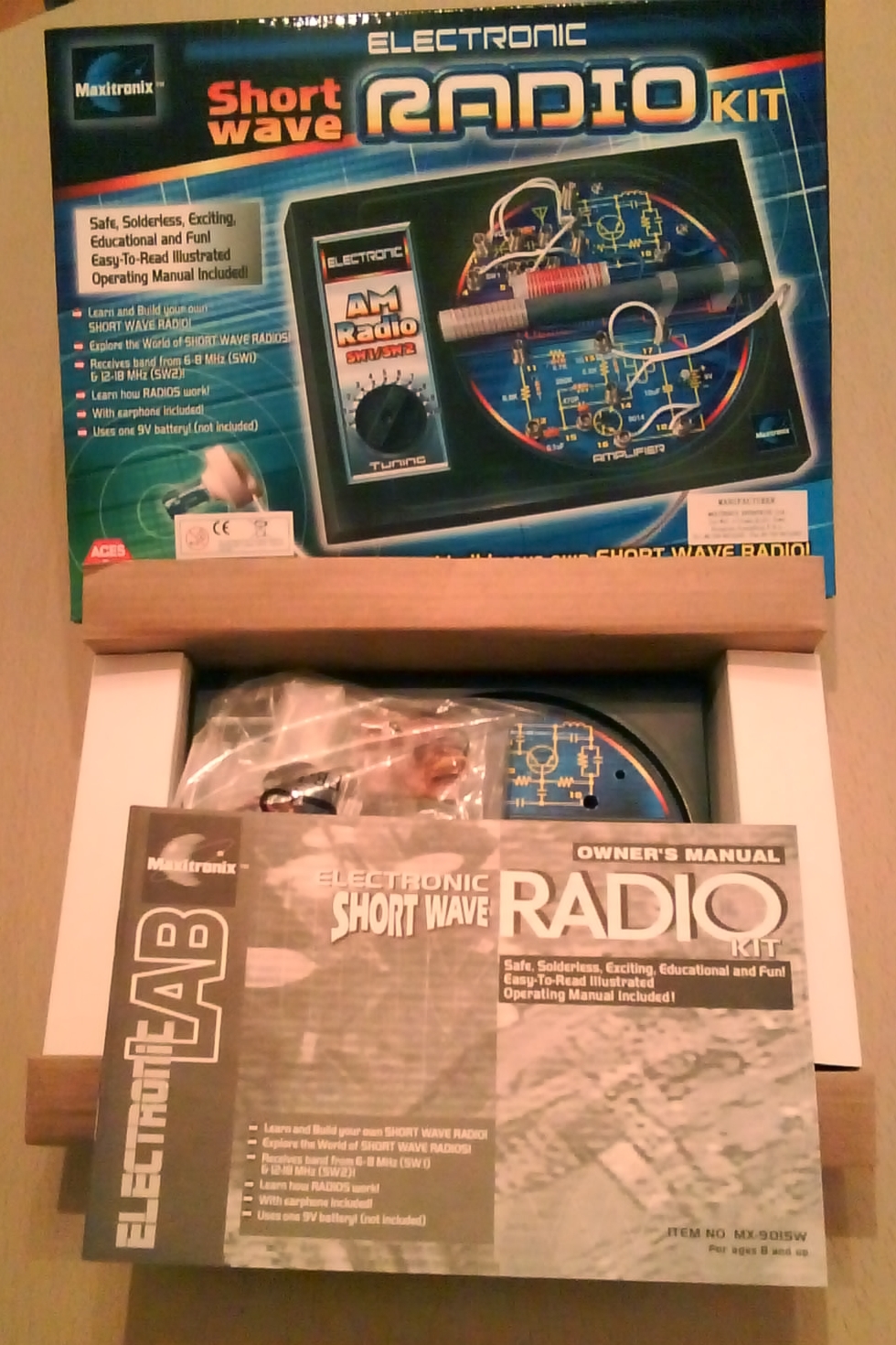 M0ZQR: Maxitronix short wave radio kit