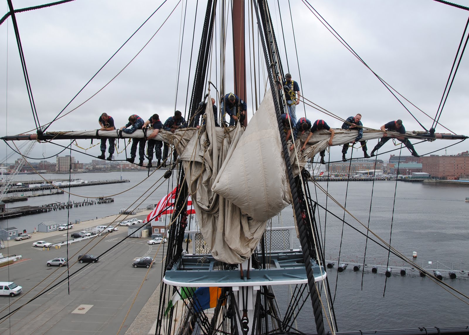 Wharf Rat's Home - A Shipmate Who Never Made it to Sea.: Join the Navy ...