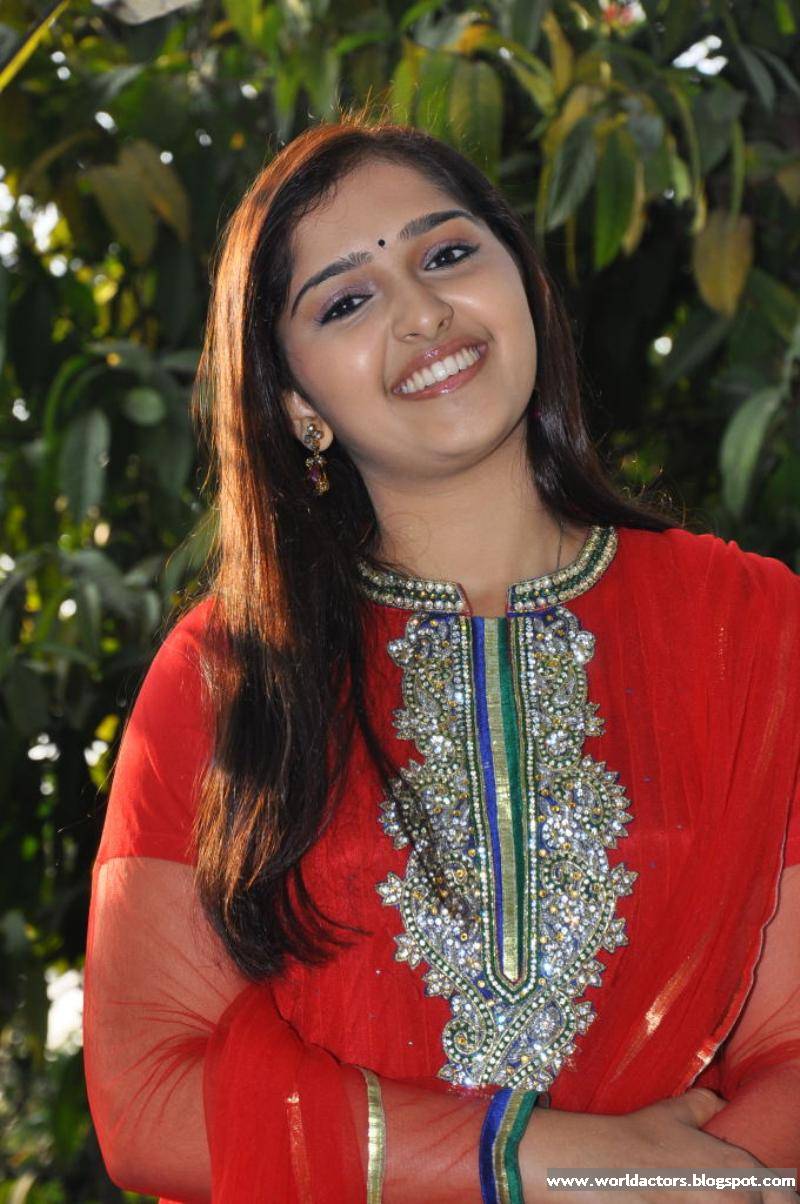Cute Actress Sanusha Santhosh- mind blowing Picture Gallery | World of ...