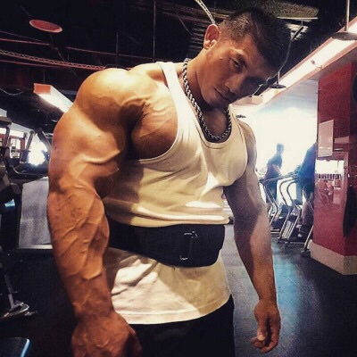 Worldwide Bodybuilders: Taiwanese bodybuilder Ady Kung