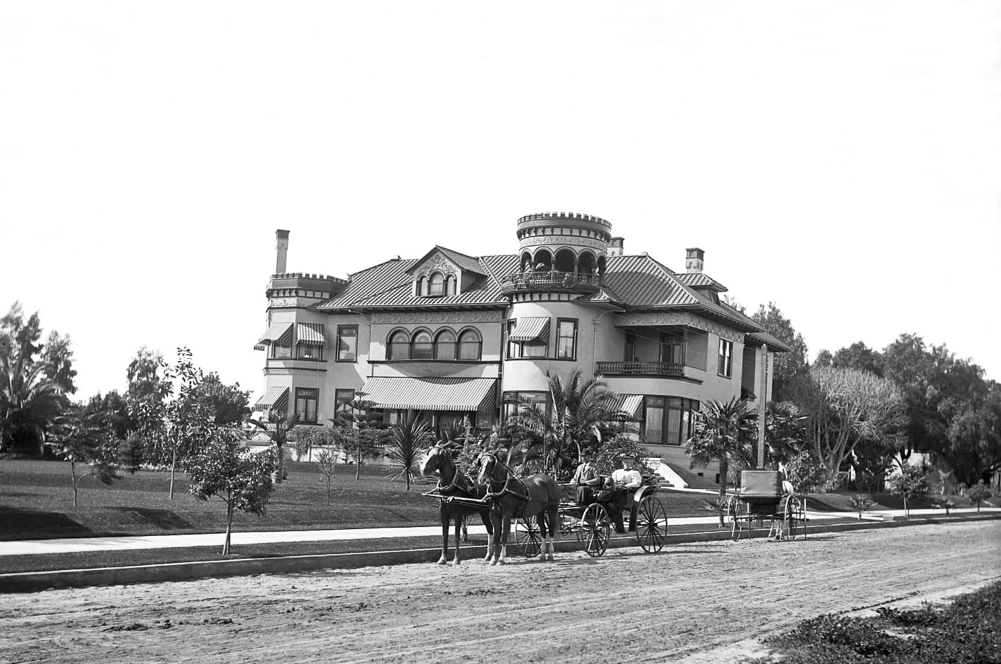 History in Photos: William Letts Oliver