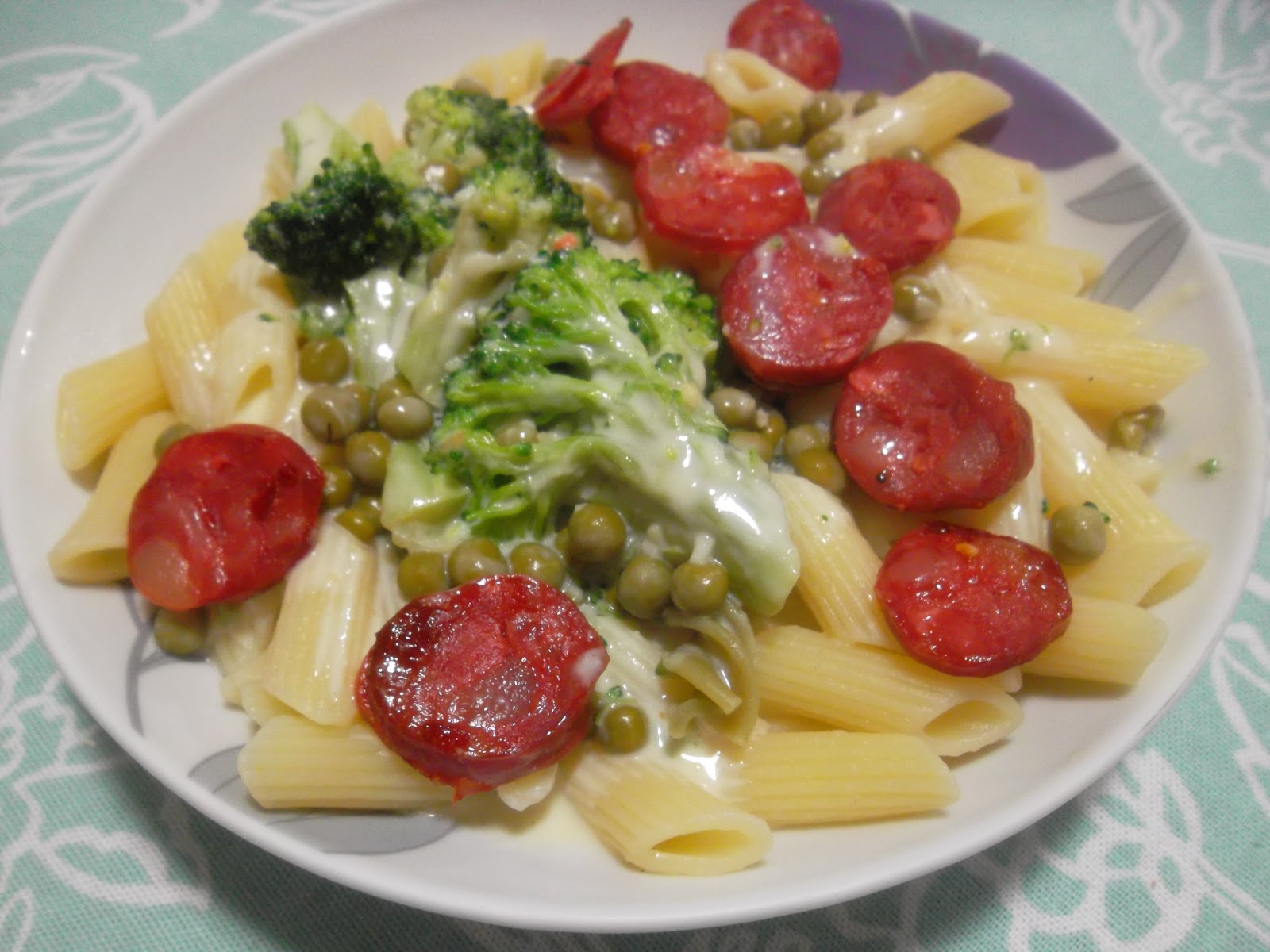 PENNE AO MOLHO QUASE PARISIENSE - Receitas Culinárias
