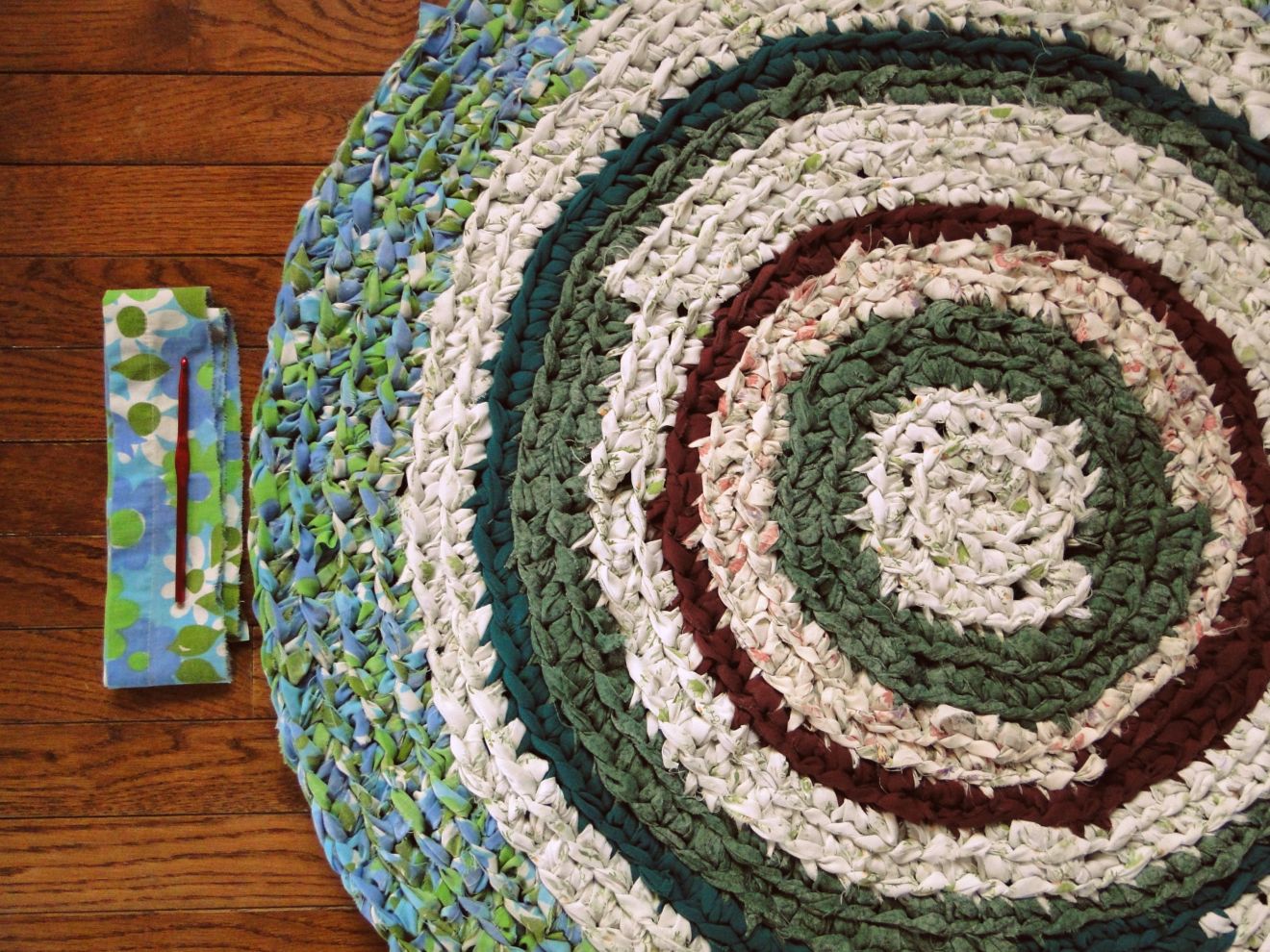 Hot tea and milk chocolate: February 2011