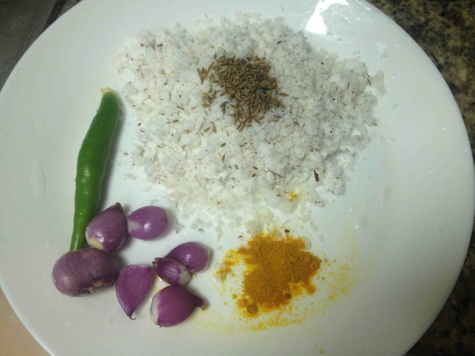 MORINGA RECIPES - STIR FRIED DRUMSTICK / MURINGAKKA THORAN