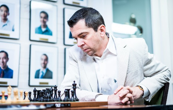 ChessBomb Blog: U.S. Championships - Round 4 Recap