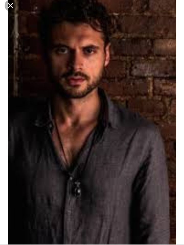Los Ojos del Espectador: Adan Canto actor y cantante Mexicano