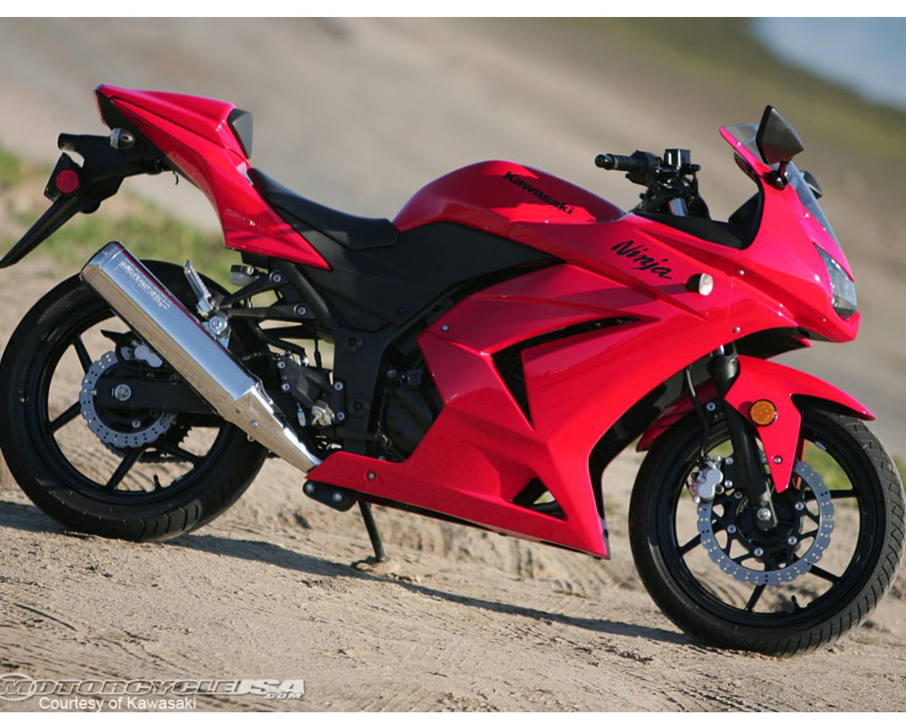 KOLEKSI MOTOR SPORT: NINJA RR 4TAK