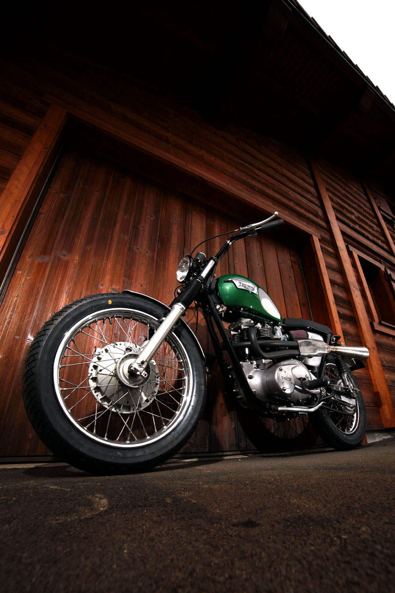 Bellezza discreta | Triumph T120R OIF - RocketGarage - Cafe Racer Magazine