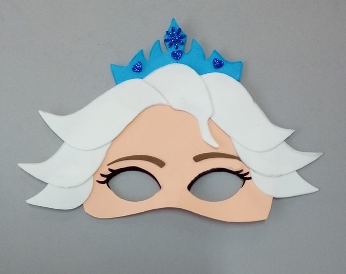 Eu Amo Artesanato: Máscara da Elsa Frozen em Eva com molde
